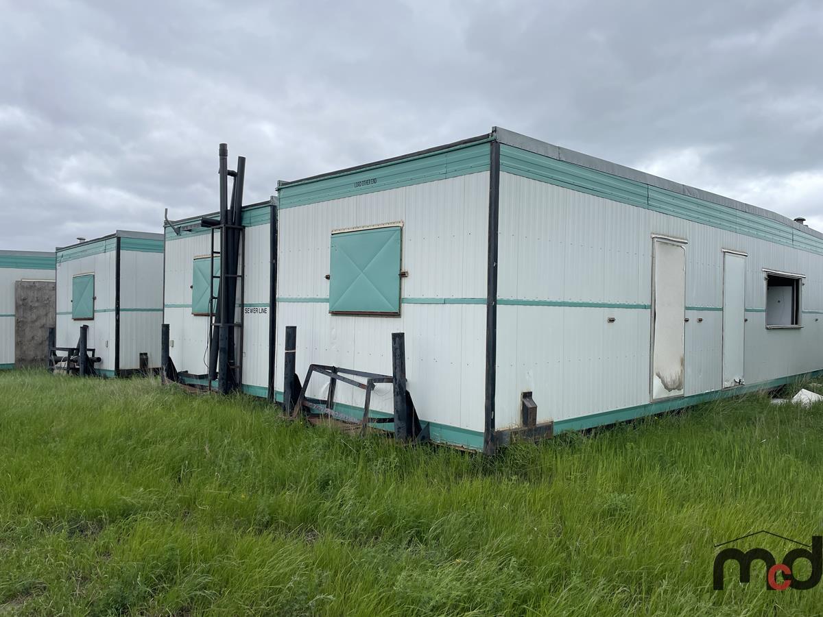 1980 Travco 12' x 54' 6-Unit 25-Man Camp